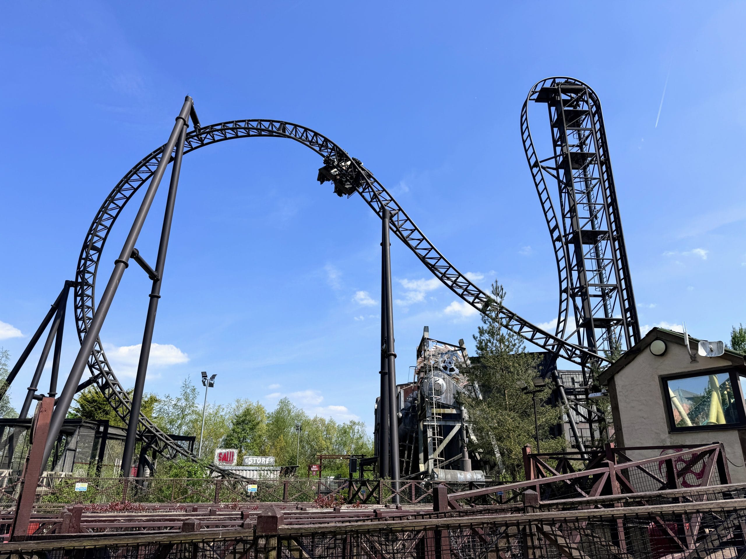 Thorpe Park with Kids: Top Tips, Best Rides and Hotel Guide