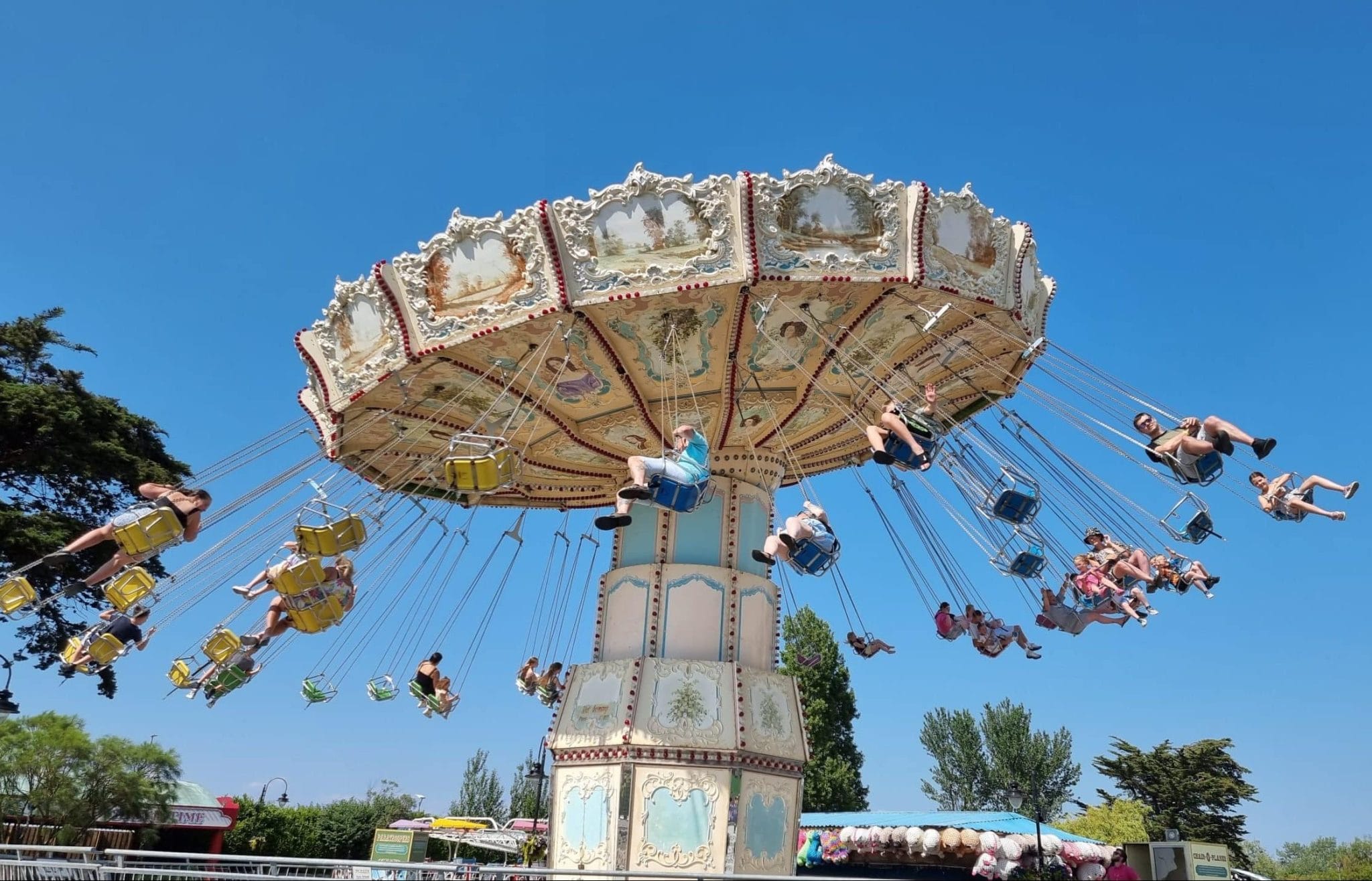 The Ultimate Butlins Minehead Holiday Guide & Review